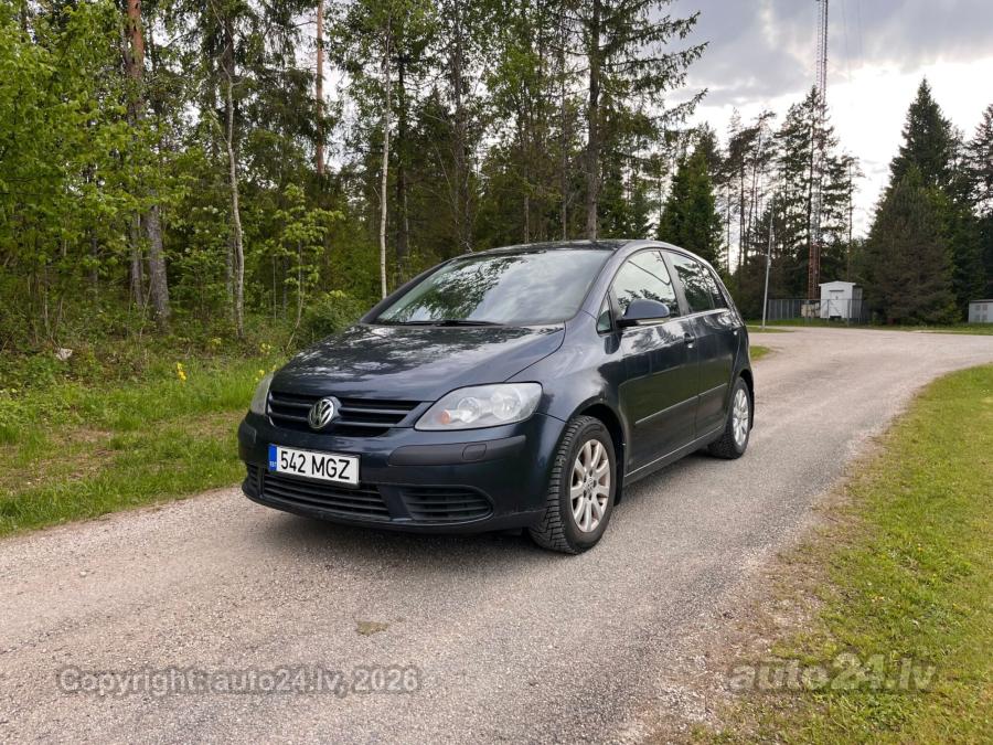 Blue Volkswagen Golf Plus 2007 in Tallinn, with an engine capacity of 1.60 L and mileage of 182 thousand km for 800 €, photo 1 on AUTOMOTO.COM.LV