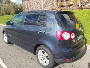 Blue Volkswagen Golf Plus 2007 in Riga, with an engine capacity of 1.40 L and mileage of 286 thousand km for 3690 €, photo 10 on AUTOMOTO.COM.LV