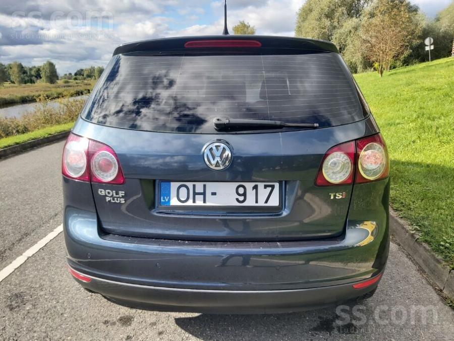 Blue Volkswagen Golf Plus 2007 in Riga, with an engine capacity of 1.40 L and mileage of 286 thousand km for 3690 €, photo 11 on AUTOMOTO.COM.LV