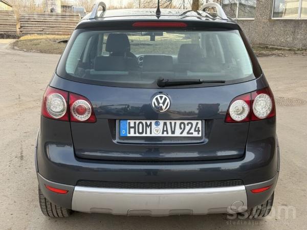 Blue Volkswagen Golf Plus 2007 in Rezekne, with an engine capacity of 2.00 L and mileage of 309 thousand km for 4140 €, photo 5 on AUTOMOTO.COM.LV