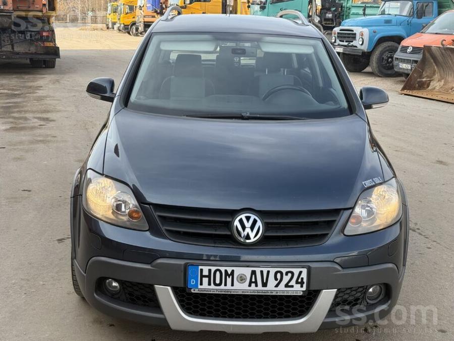 Zils Volkswagen Golf Plus 2007 Rēzekne, ar dzinēja tilpumu 2.00 L un nobraukumu 309 tūkst. km par 4140 €, foto 10 vietnē AUTOMOTO.COM.LV