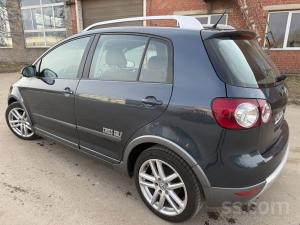 Zils Volkswagen Golf Plus 2007 Rēzekne, ar dzinēja tilpumu 2.00 L un nobraukumu 309 tūkst. km par 4140 €, foto 13 vietnē AUTOMOTO.COM.LV