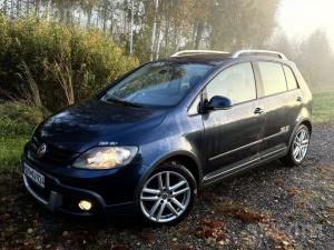 Blue Volkswagen Golf Plus 2007 in Ludza, with an engine capacity of 2.00 L and mileage of 309 thousand km for 3750 €, photo 1 on AUTOMOTO.COM.LV