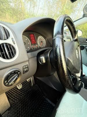 Blue Volkswagen Golf Plus 2007 in Ludza, with an engine capacity of 2.00 L and mileage of 309 thousand km for 3750 €, photo 8 on AUTOMOTO.COM.LV