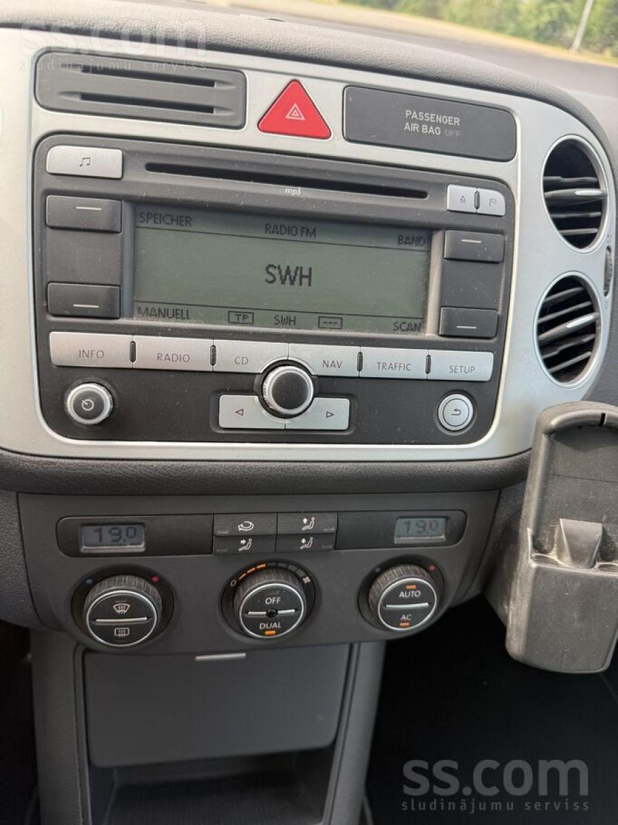 Zils Volkswagen Golf Plus 2007 Saldus, ar dzinēja tilpumu 1.60 L un nobraukumu 194 tūkst. km par 3990 €, foto 21 vietnē AUTOMOTO.COM.LV
