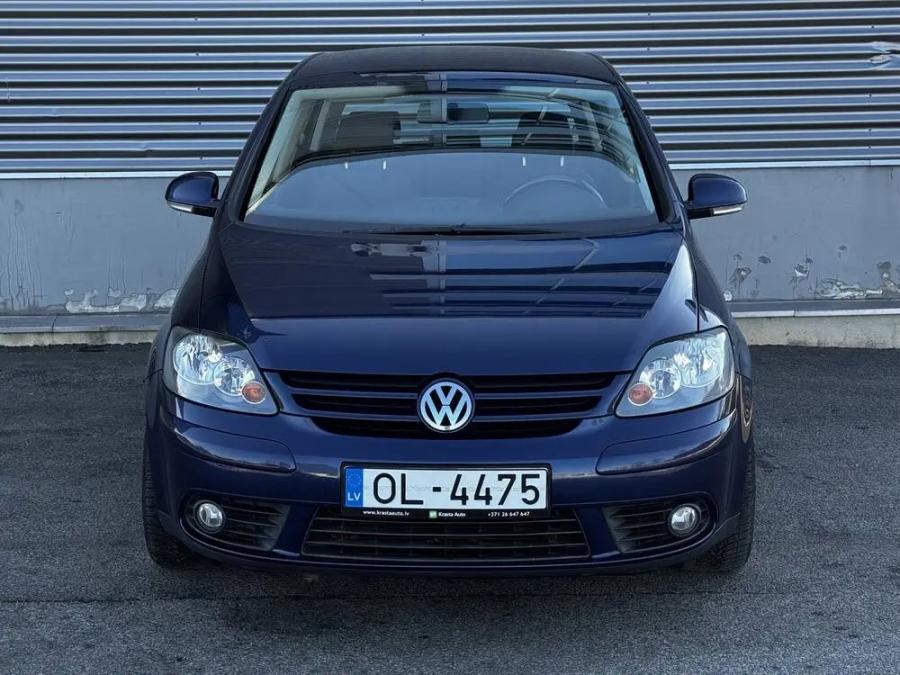 Blue Volkswagen Golf Plus 2007 in Riga, with an engine capacity of 1.90 L and mileage of 270 thousand km for 3200 €, photo 9 on AUTOMOTO.COM.LV