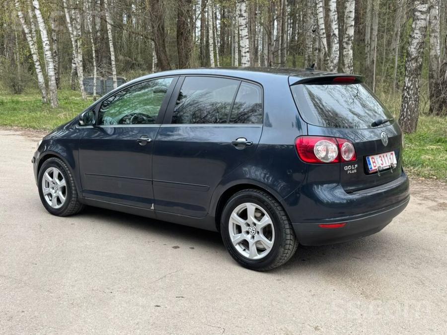 Zils Volkswagen Golf Plus 2007 Rīga, ar dzinēja tilpumu 1.90 L un nobraukumu 0 tūkst. km par 3500 €, foto 4 vietnē AUTOMOTO.COM.LV