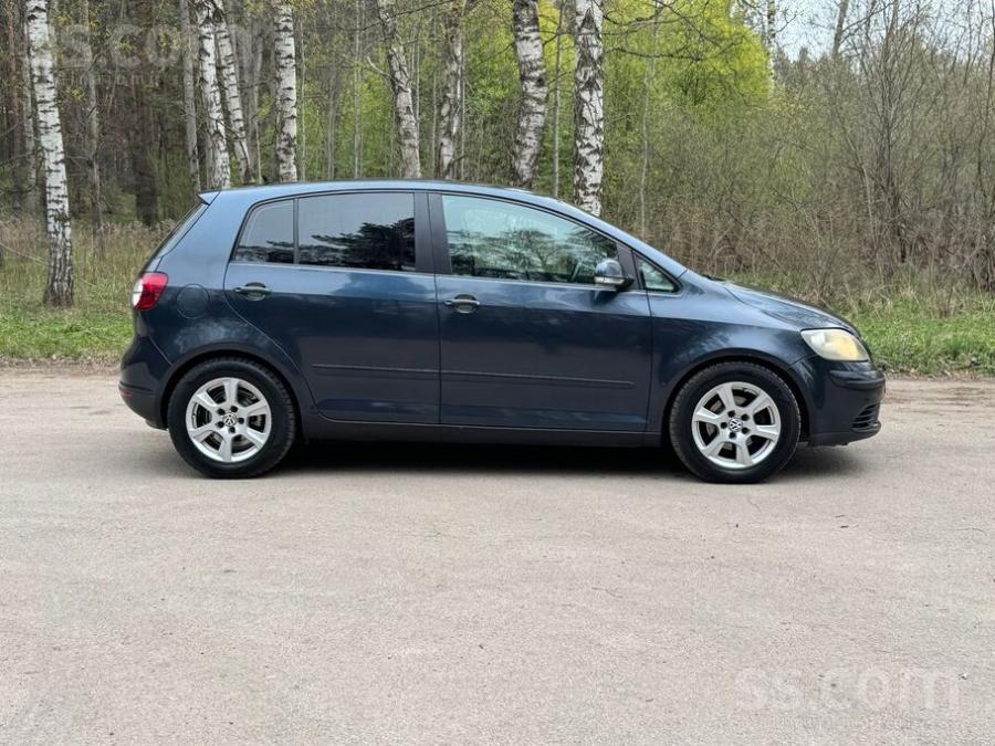 Zils Volkswagen Golf Plus 2007 Rīga, ar dzinēja tilpumu 1.90 L un nobraukumu 0 tūkst. km par 3500 €, foto 7 vietnē AUTOMOTO.COM.LV