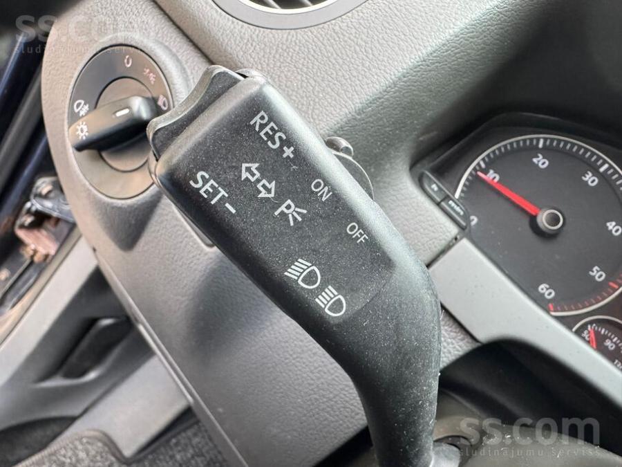 Zils Volkswagen Golf Plus 2007 Rīga, ar dzinēja tilpumu 1.90 L un nobraukumu 0 tūkst. km par 3500 €, foto 14 vietnē AUTOMOTO.COM.LV