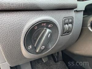 Zils Volkswagen Golf Plus 2007 Rīga, ar dzinēja tilpumu 1.90 L un nobraukumu 0 tūkst. km par 3500 €, foto 15 vietnē AUTOMOTO.COM.LV