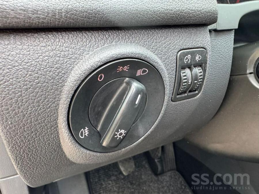 Zils Volkswagen Golf Plus 2007 Rīga, ar dzinēja tilpumu 1.90 L un nobraukumu 0 tūkst. km par 3500 €, foto 15 vietnē AUTOMOTO.COM.LV