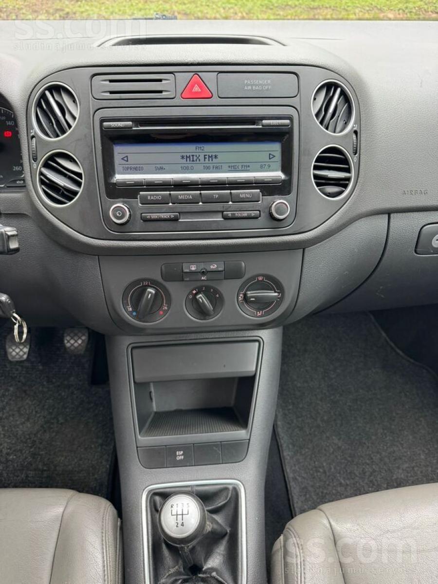 Zils Volkswagen Golf Plus 2007 Rīga, ar dzinēja tilpumu 1.90 L un nobraukumu 0 tūkst. km par 3500 €, foto 17 vietnē AUTOMOTO.COM.LV