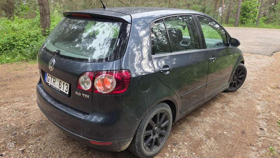 Zils Volkswagen Golf Plus 2007 Utena, ar dzinēja tilpumu 1.97 L un nobraukumu 183 tūkst. km par 2150 €, foto 4 vietnē AUTOMOTO.COM.LV