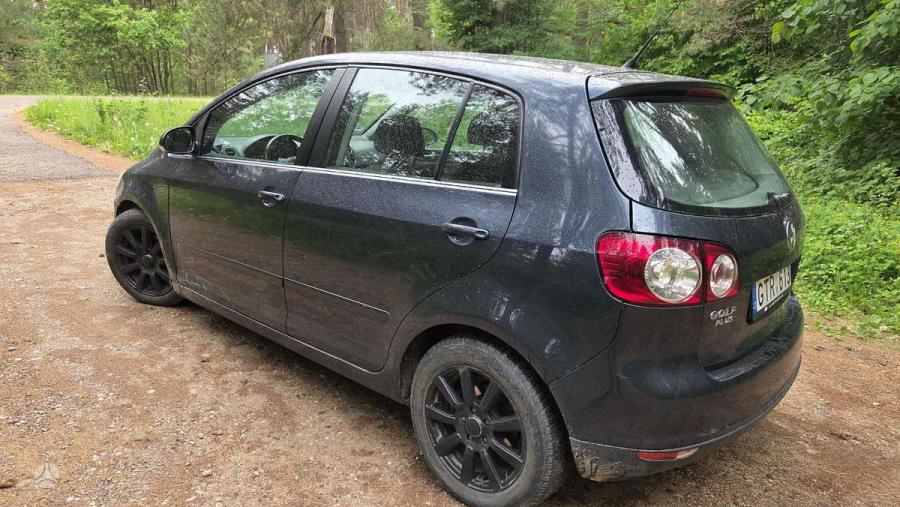 Zils Volkswagen Golf Plus 2007 Utena, ar dzinēja tilpumu 1.97 L un nobraukumu 183 tūkst. km par 2150 €, foto 5 vietnē AUTOMOTO.COM.LV