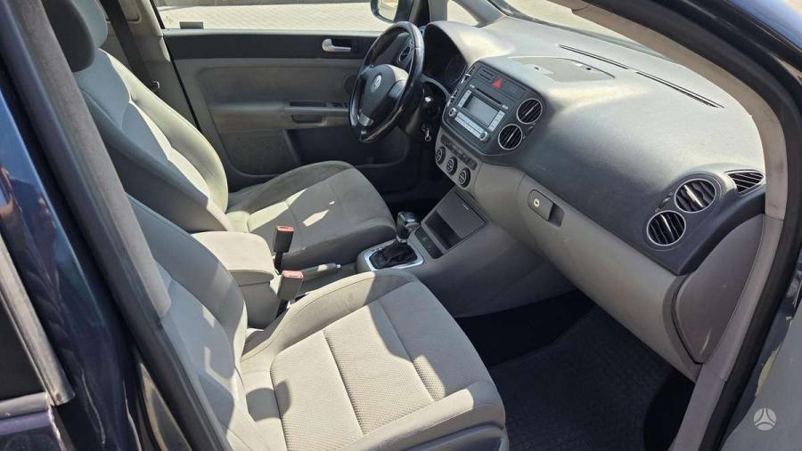 Zils Volkswagen Golf Plus 2007 Utena, ar dzinēja tilpumu 1.97 L un nobraukumu 183 tūkst. km par 2150 €, foto 15 vietnē AUTOMOTO.COM.LV