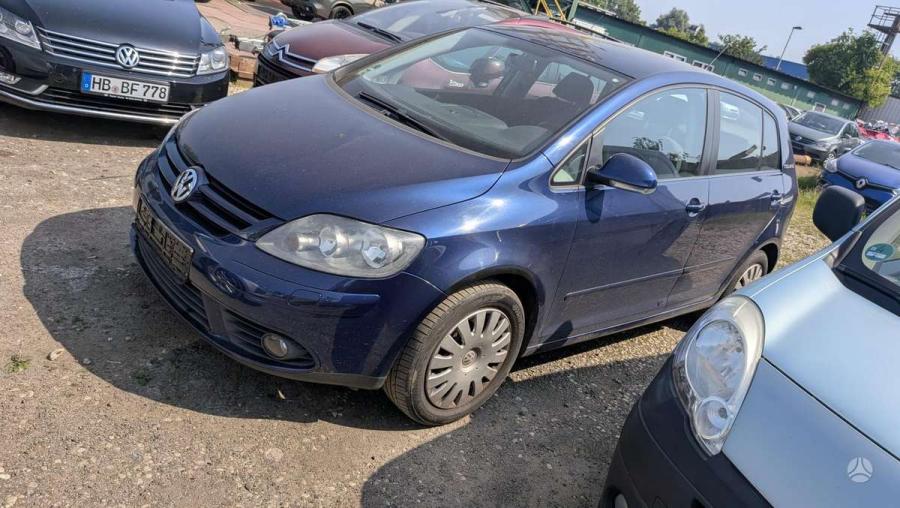 Zils Volkswagen Golf Plus 2007 Kauņa, ar dzinēja tilpumu 1.90 L un nobraukumu 300 tūkst. km par 1950 €, foto 5 vietnē AUTOMOTO.COM.LV