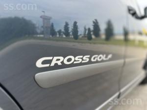 Zils Volkswagen Golf Plus 2007 Jēkabpils, ar dzinēja tilpumu 2.00 L un nobraukumu 222 tūkst. km par 3900 €, foto 8 vietnē AUTOMOTO.COM.LV