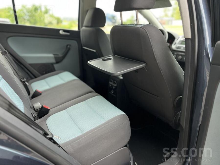 Zils Volkswagen Golf Plus 2007 Jēkabpils, ar dzinēja tilpumu 2.00 L un nobraukumu 222 tūkst. km par 3900 €, foto 12 vietnē AUTOMOTO.COM.LV