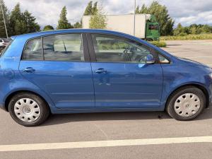 Zils Volkswagen Golf Plus 2007 Viļņa, ar dzinēja tilpumu 1.90 L un nobraukumu 327 tūkst. km par 2500 €, foto 4 vietnē AUTOMOTO.COM.LV