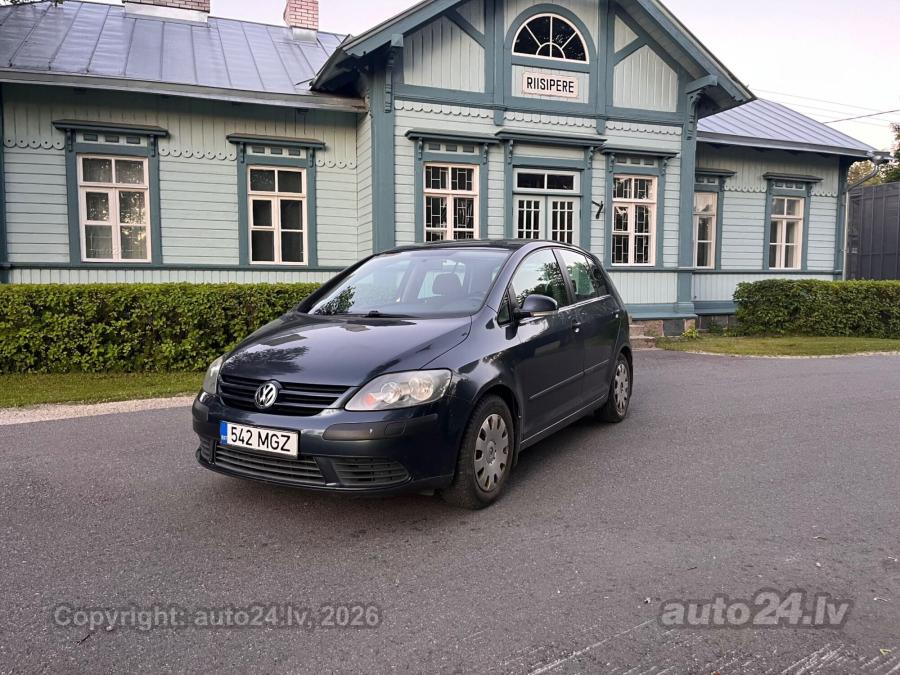Zils Volkswagen Golf Plus 2007 Tallina, ar dzinēja tilpumu 1.60 L un nobraukumu 183 tūkst. km par 500 €, foto 3 vietnē AUTOMOTO.COM.LV