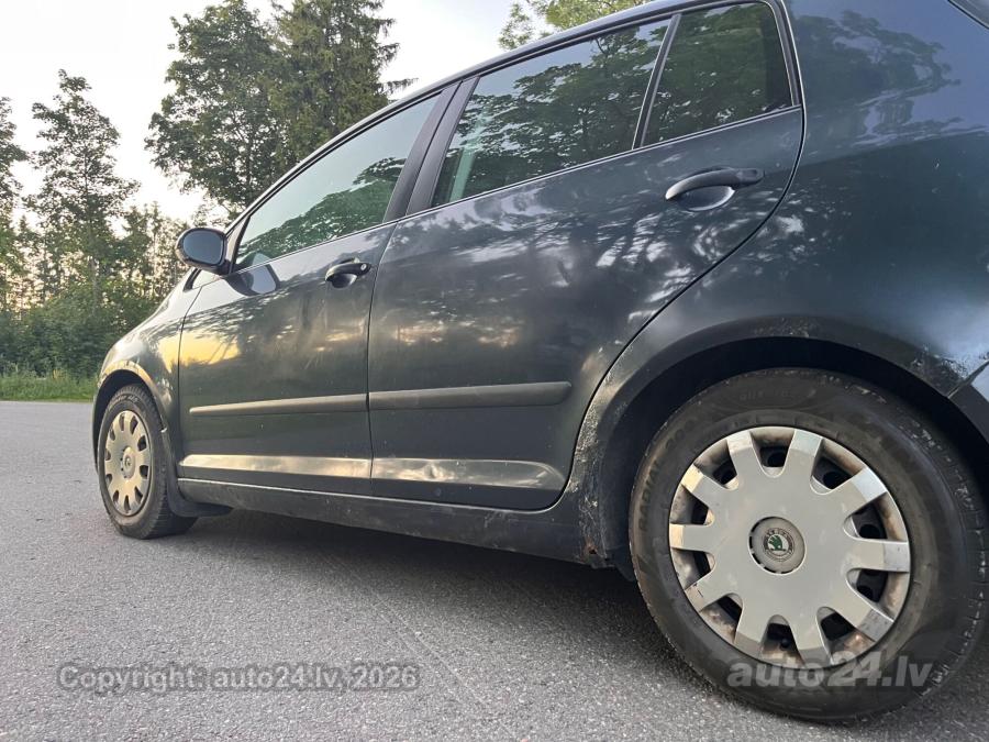 Zils Volkswagen Golf Plus 2007 Tallina, ar dzinēja tilpumu 1.60 L un nobraukumu 183 tūkst. km par 500 €, foto 7 vietnē AUTOMOTO.COM.LV