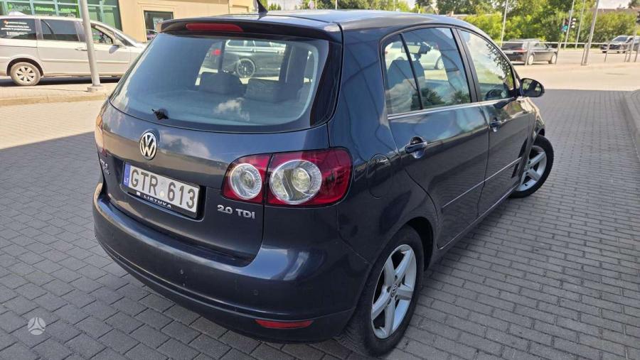 Blue Volkswagen Golf Plus 2007 in Utena, with an engine capacity of 1.97 L and mileage of 184 thousand km for 2150 €, photo 5 on AUTOMOTO.COM.LV