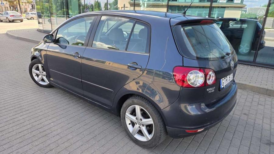 Blue Volkswagen Golf Plus 2007 in Utena, with an engine capacity of 1.97 L and mileage of 184 thousand km for 2150 €, photo 11 on AUTOMOTO.COM.LV