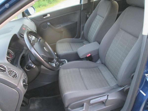 Blue Volkswagen Golf Plus 2007 in Kelme, with an engine capacity of 1.40 L and mileage of 150 thousand km for 2450 €, photo 7 on AUTOMOTO.COM.LV