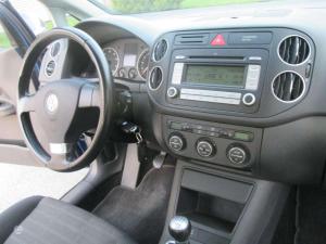 Blue Volkswagen Golf Plus 2007 in Kelme, with an engine capacity of 1.40 L and mileage of 150 thousand km for 2450 €, photo 12 on AUTOMOTO.COM.LV