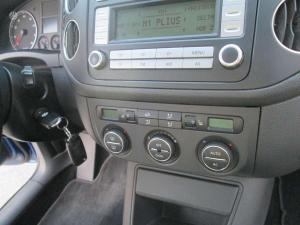 Blue Volkswagen Golf Plus 2007 in Kelme, with an engine capacity of 1.40 L and mileage of 150 thousand km for 2450 €, photo 14 on AUTOMOTO.COM.LV