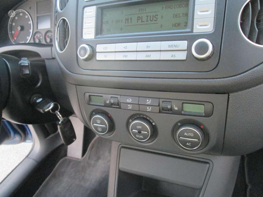 Blue Volkswagen Golf Plus 2007 in Kelme, with an engine capacity of 1.40 L and mileage of 150 thousand km for 2450 €, photo 14 on AUTOMOTO.COM.LV