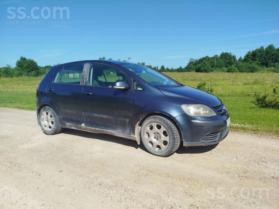 Zils Volkswagen Golf Plus 2007 Liepāja, ar dzinēja tilpumu 1.90 L un nobraukumu 422 tūkst. km par 1200 €, foto 8 vietnē AUTOMOTO.COM.LV