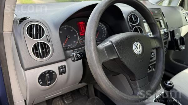 Zils Volkswagen Golf Plus 2007 Rīga, ar dzinēja tilpumu 2.00 L un nobraukumu 320 tūkst. km par 1550 €, foto 11 vietnē AUTOMOTO.COM.LV
