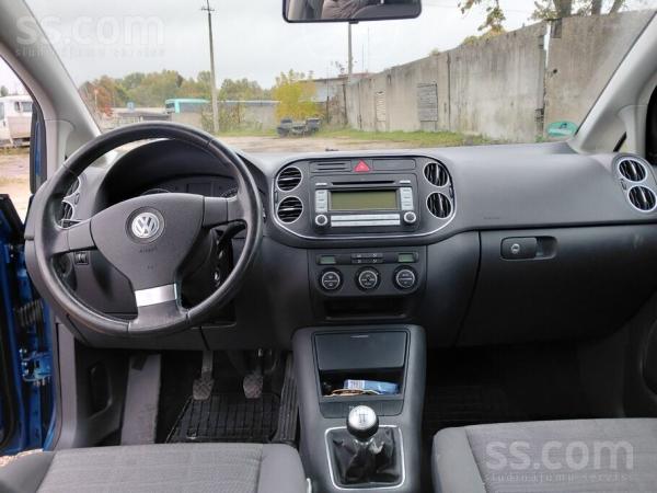 Zils Volkswagen Golf Plus 2007 Rēzekne, ar dzinēja tilpumu 1.90 L un nobraukumu 0 tūkst. km par 2450 €, foto 8 vietnē AUTOMOTO.COM.LV