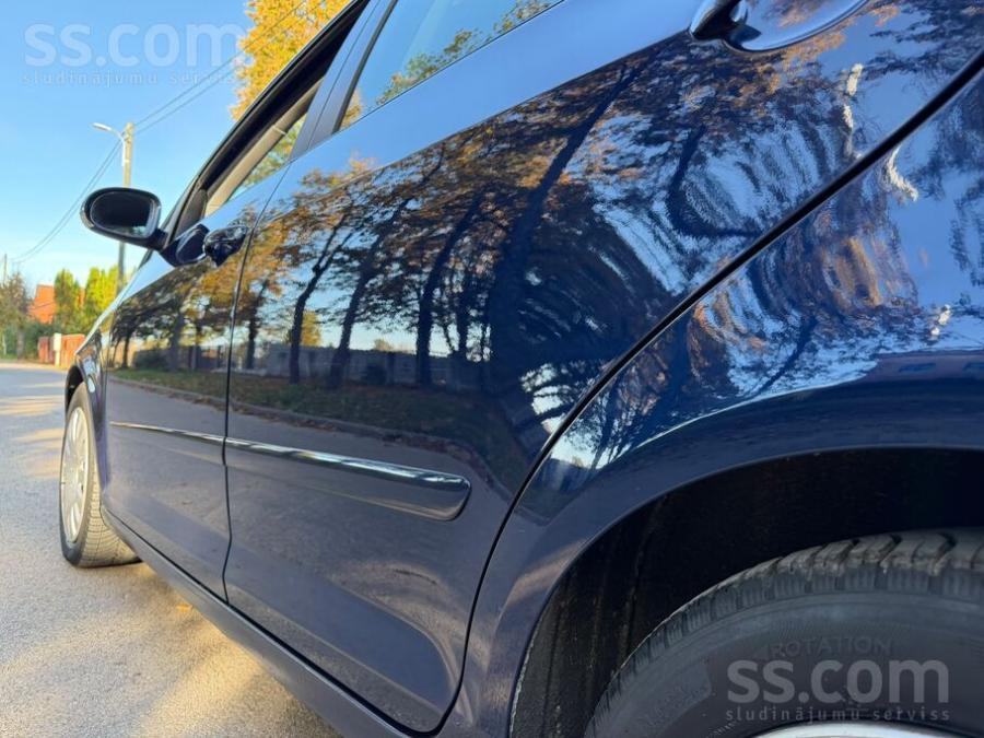 Blue Volkswagen Golf Plus 2007 in Daugavpils, with an engine capacity of 1.90 L and mileage of 200 thousand km for 3150 €, photo 9 on AUTOMOTO.COM.LV