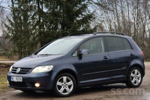Blue Volkswagen Golf Plus 2008 in Preili, with an engine capacity of 2.00 L and mileage of 255 thousand km for 3790 €, photo 1 on AUTOMOTO.COM.LV