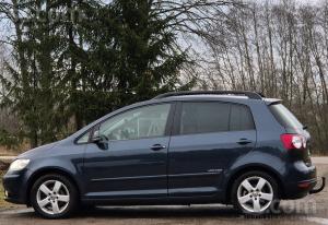 Blue Volkswagen Golf Plus 2008 in Preili, with an engine capacity of 2.00 L and mileage of 255 thousand km for 3790 €, photo 3 on AUTOMOTO.COM.LV