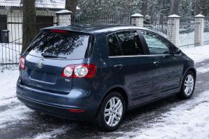 Blue Volkswagen Golf Plus 2008 in Vilnius, with an engine capacity of 1.90 L and mileage of 244 thousand km for 3700 €, photo 6 on AUTOMOTO.COM.LV