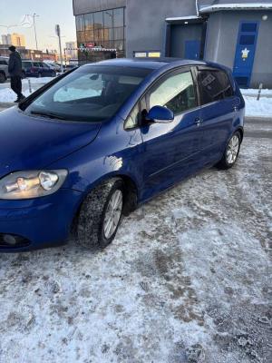 Blue Volkswagen Golf Plus 2008 in Vilnius, with an engine capacity of 1.90 L and mileage of 326 thousand km for 1150 €, photo 6 on AUTOMOTO.COM.LV