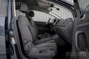 Blue Volkswagen Golf Plus 2008 in Talsi, with an engine capacity of 1.40 L and mileage of 217 thousand km for 4950 €, photo 13 on AUTOMOTO.COM.LV