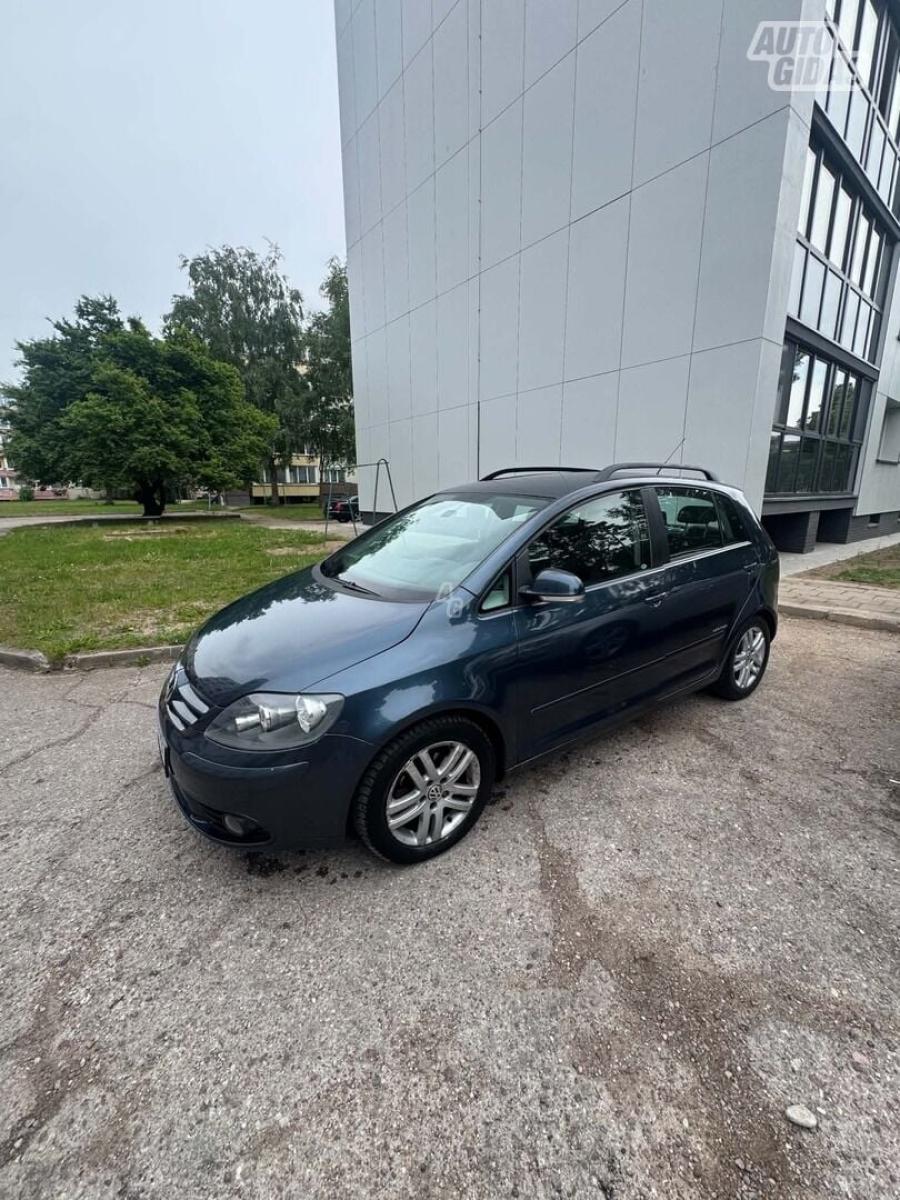 Zils Volkswagen Golf Plus 2008 Klaipėda, ar dzinēja tilpumu 1.90 L un nobraukumu 201 tūkst. km par 1950 €, foto 1 vietnē AUTOMOTO.COM.LV