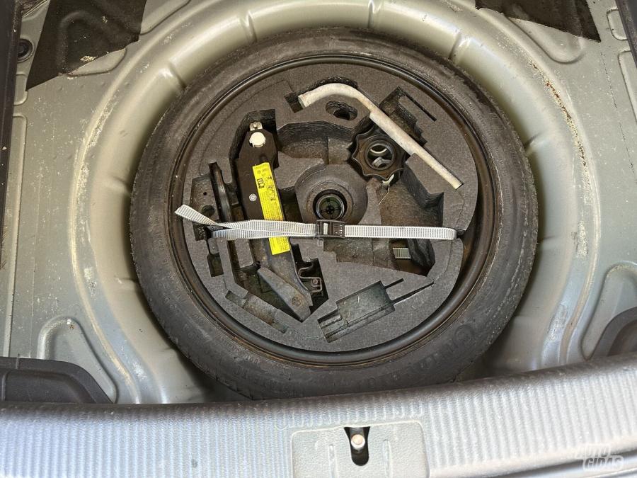 Zils Volkswagen Golf Plus 2008 Klaipėda, ar dzinēja tilpumu 1.90 L un nobraukumu 201 tūkst. km par 1950 €, foto 12 vietnē AUTOMOTO.COM.LV