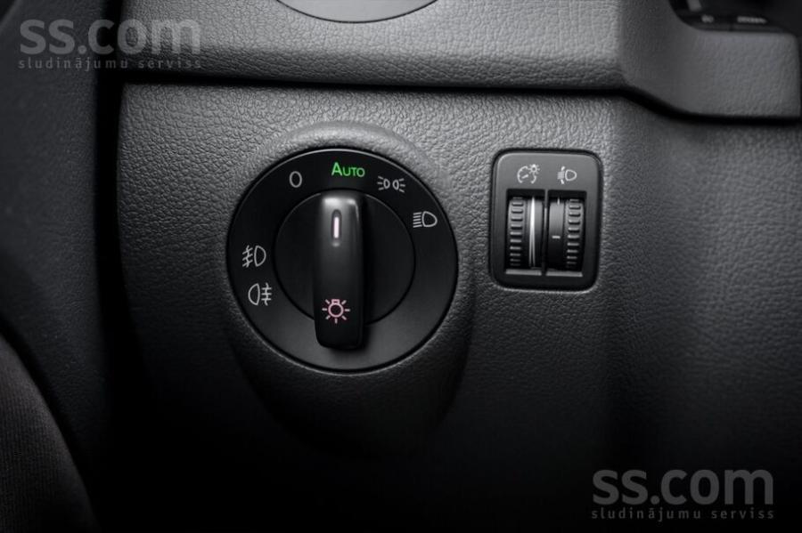 Zils Volkswagen Golf Plus 2008 Talsi, ar dzinēja tilpumu 1.40 L un nobraukumu 217 tūkst. km par 4950 €, foto 15 vietnē AUTOMOTO.COM.LV