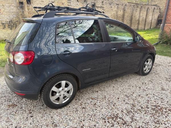 Zils Volkswagen Golf Plus 2008 Liepāja, ar dzinēja tilpumu 1.40 L un nobraukumu 156 tūkst. km par 2900 €, foto 2 vietnē AUTOMOTO.COM.LV