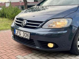 Blue Volkswagen Golf Plus 2008 in Silute, with an engine capacity of 1.90 L and mileage of 304 thousand km for 2150 €, photo 17 on AUTOMOTO.COM.LV