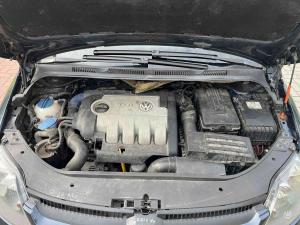 Blue Volkswagen Golf Plus 2008 in Silute, with an engine capacity of 1.90 L and mileage of 304 thousand km for 2150 €, photo 28 on AUTOMOTO.COM.LV