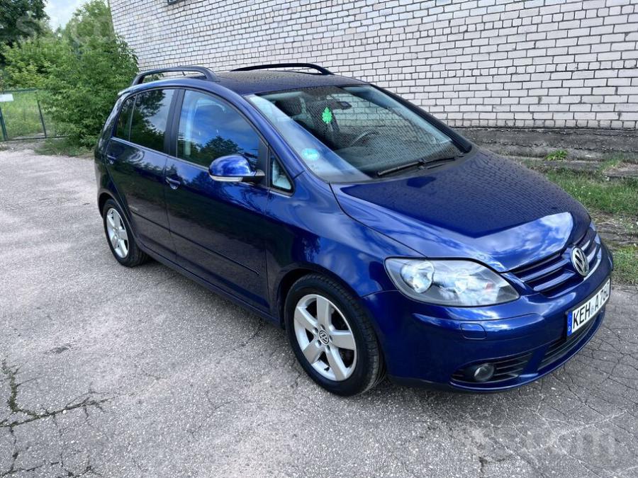 Zils Volkswagen Golf Plus 2008 Daugavpils, ar dzinēja tilpumu 1.90 L un nobraukumu 265 tūkst. km par 3249 €, foto 3 vietnē AUTOMOTO.COM.LV