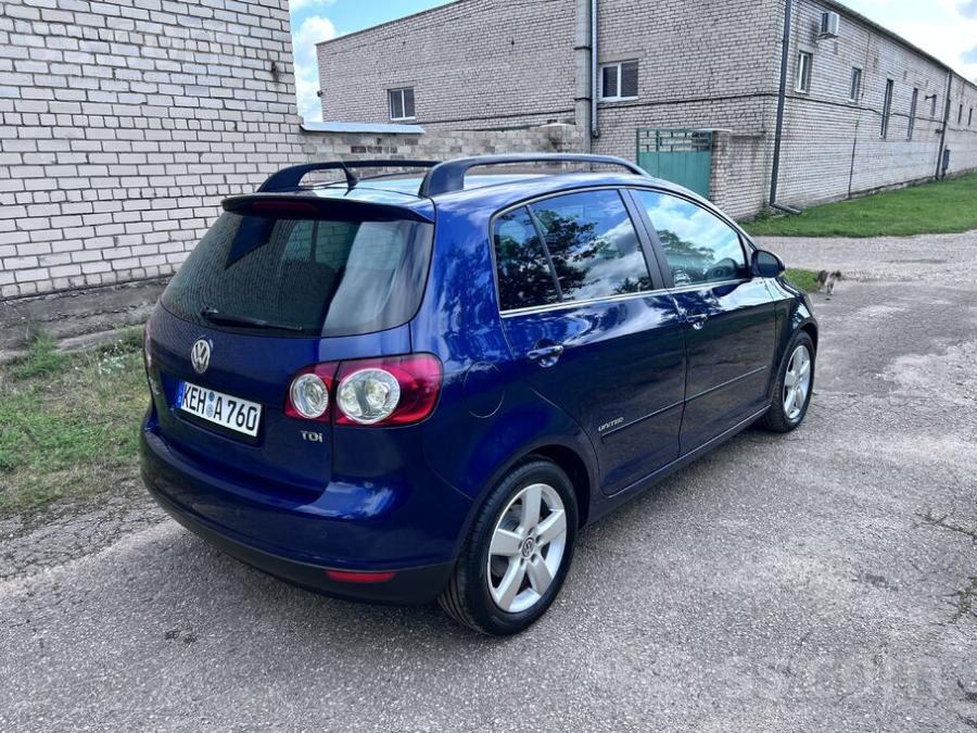 Zils Volkswagen Golf Plus 2008 Daugavpils, ar dzinēja tilpumu 1.90 L un nobraukumu 265 tūkst. km par 3249 €, foto 4 vietnē AUTOMOTO.COM.LV