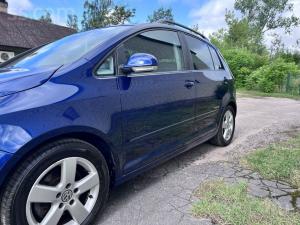 Zils Volkswagen Golf Plus 2008 Daugavpils, ar dzinēja tilpumu 1.90 L un nobraukumu 265 tūkst. km par 3249 €, foto 10 vietnē AUTOMOTO.COM.LV
