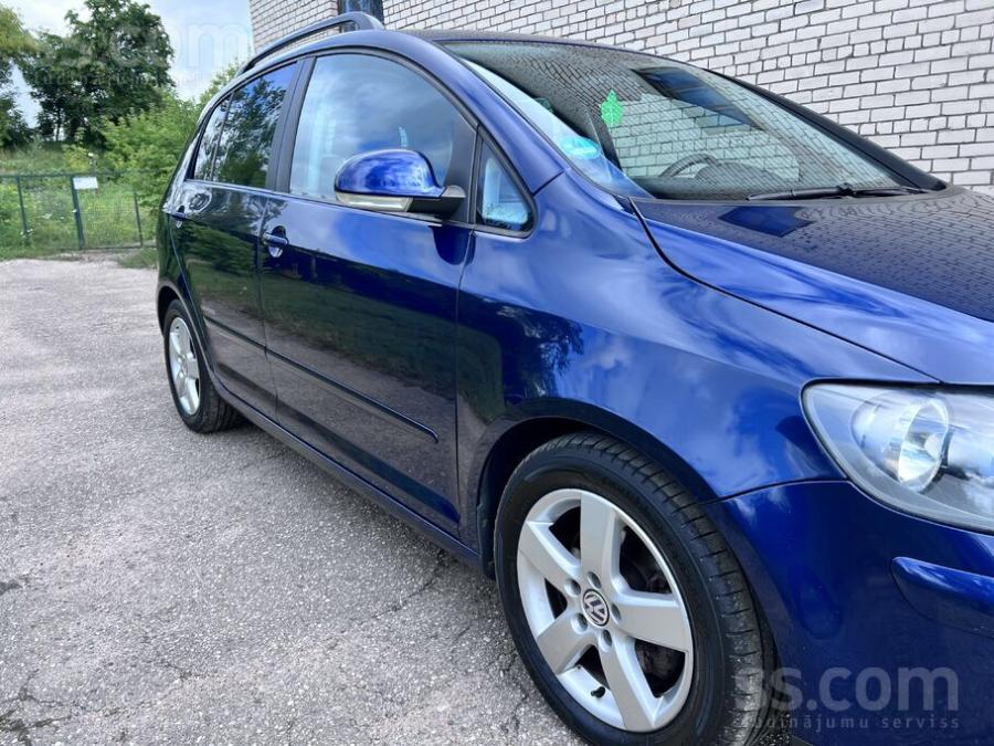 Zils Volkswagen Golf Plus 2008 Daugavpils, ar dzinēja tilpumu 1.90 L un nobraukumu 265 tūkst. km par 3249 €, foto 11 vietnē AUTOMOTO.COM.LV